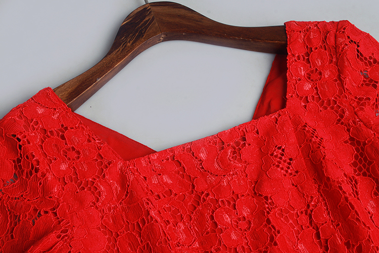 Red Lace Skirt on Luulla